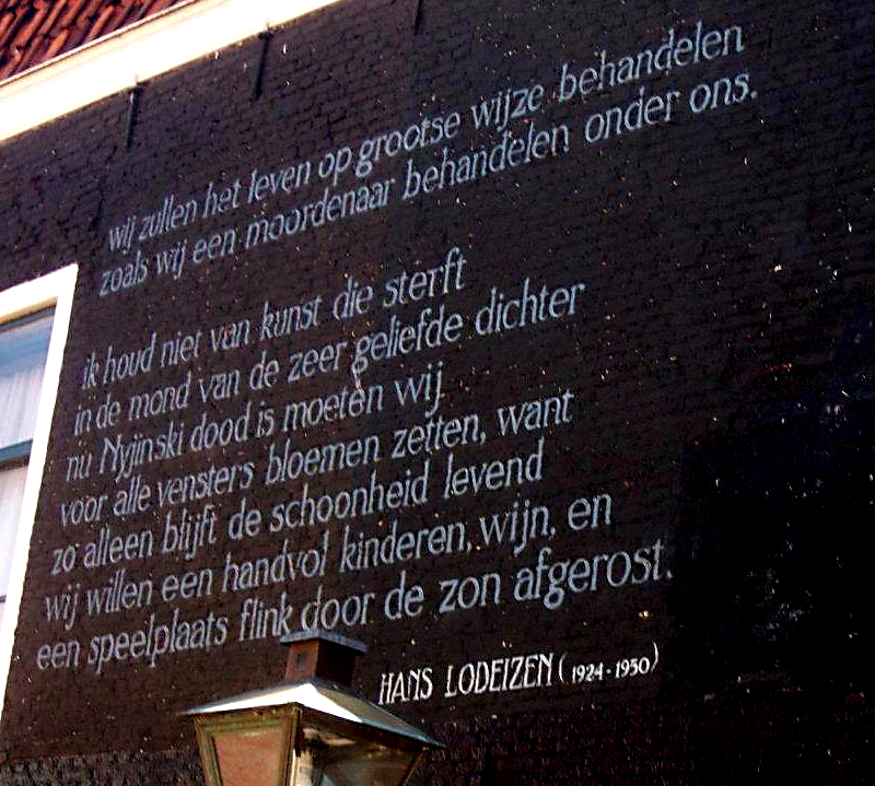 Dicht op de Muur: The Wall Poems of Leiden | Dutch Language Blog
