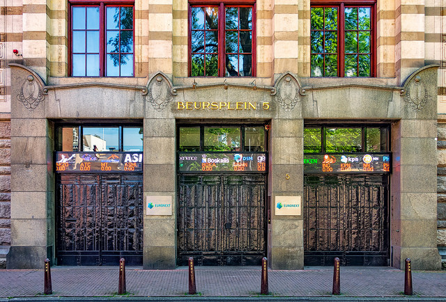 The first Stock Exchange – the VOC | Dutch Language Blog