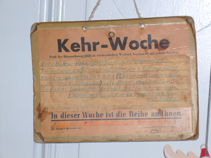 The German culture of cleanliness: Putzfimmel and Kehrwoche | German ...