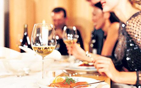 English Conversation: At A Party | Transparent Inglês