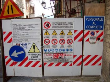 Funny Italian Warning Signs | Italian Language Blog